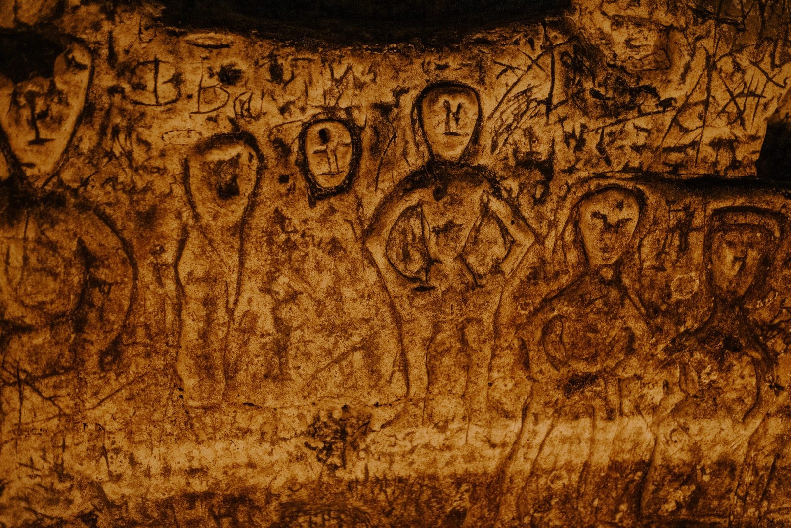 Royston Caves - iVisit